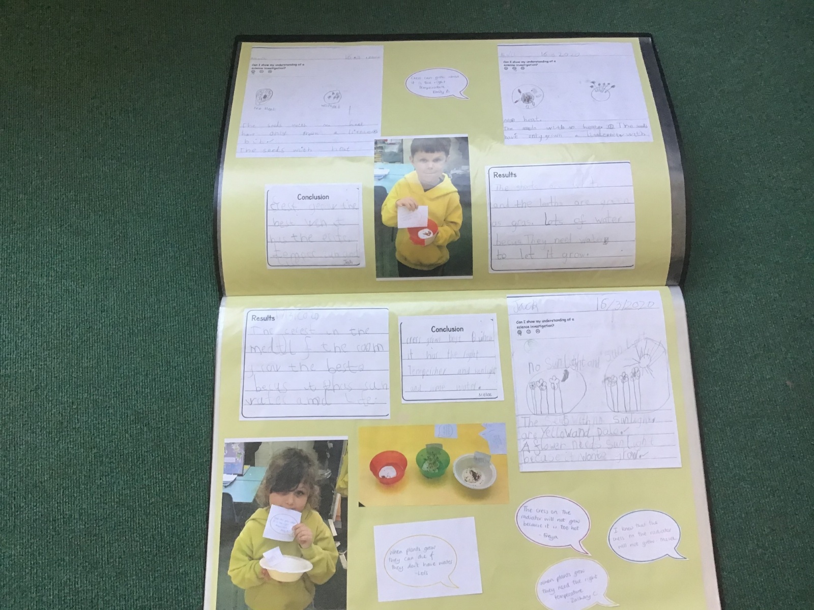 Hindhayes Infant School - Floor books in action